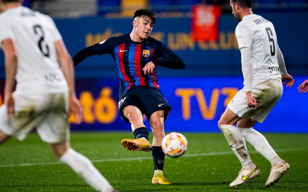 El Barça B cierra el año con una victoria convincente ante el Irún