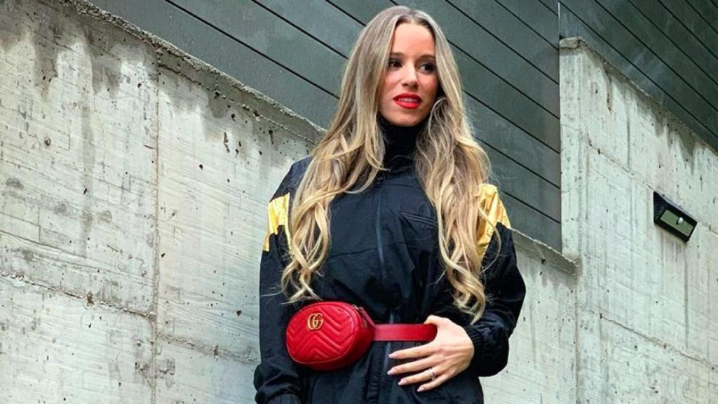 La mujer de Rakitic, Raquel Mauri, se suelta la melena