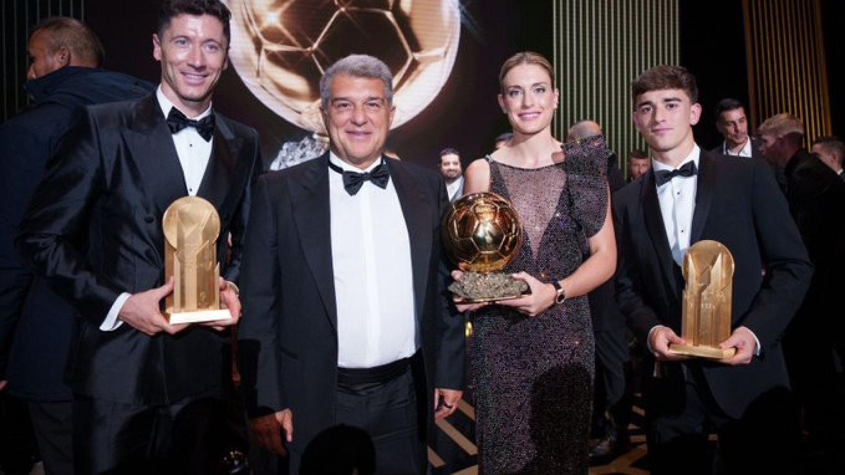 Laporta se emociona dos veces en la gala del Balón de Oro
