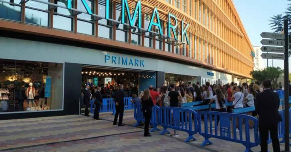 Primark inaugura una tienda en Sevilla y la red se llena de memes