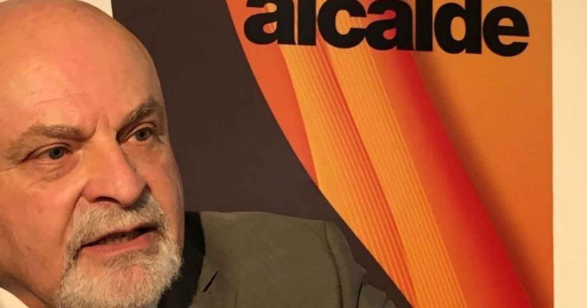 Desesperado SOS de Jacobi para rellenar su lista en Barcelona