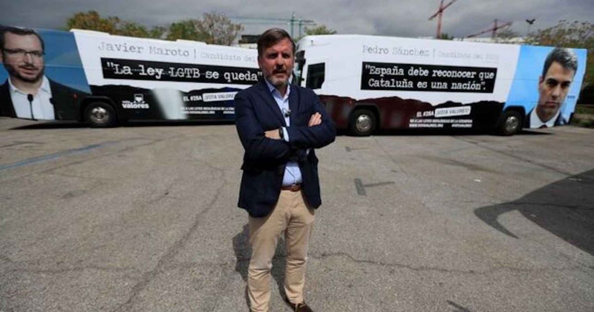 HazteOir fleta un nuevo bus polémico a Barcelona HazteOir fleta un nuevo bus polémico a Barcelona