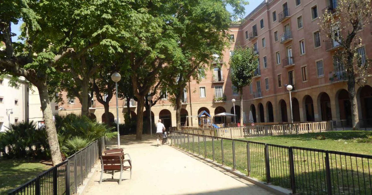 Transformación en el Raval: el Ayuntamiento remodelará parques y plazas ...