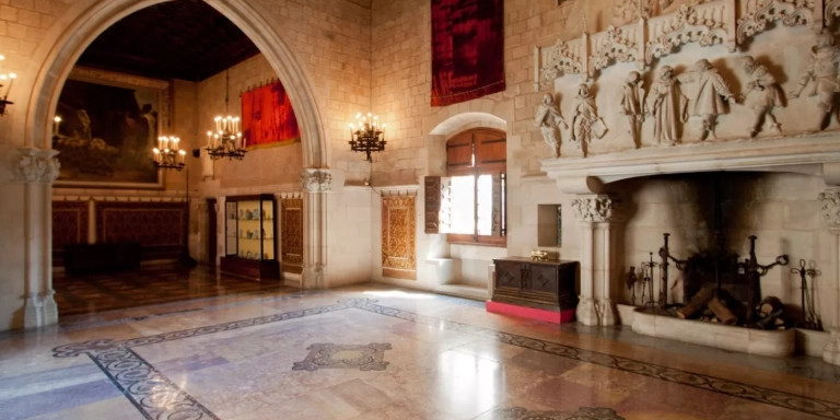 Los castillos medievales impresionantes que se encuentran cerca de ...